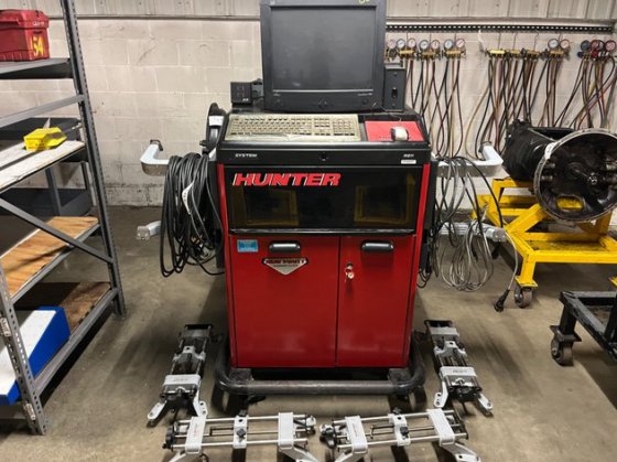HUNTER R811 HEAVY DUTY ALIGNMENT SYSTEM in Livingston, LA, USA
