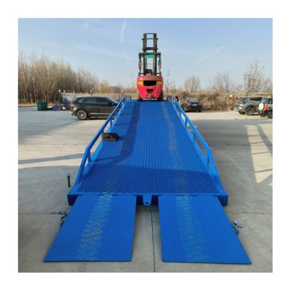 truck loading dock platform container loading platform in Linyi, China