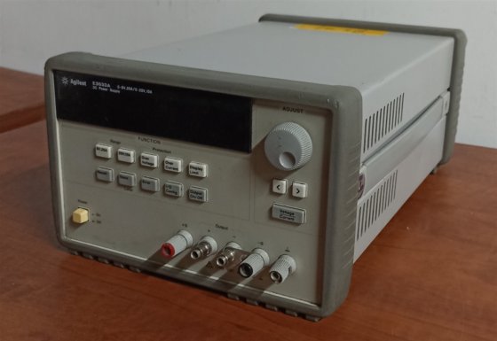 Keysight Technologies (formerly Agilent) E3633A - DC power supply ...