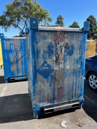 550 gallon stainless steel IBC tote tank G 549G101 in Fontana, CA, USA
