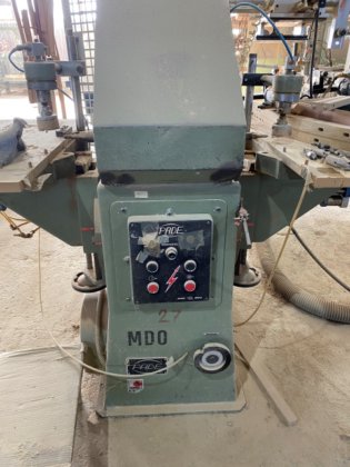 OSCILLATING MORTISING MACHINE WITH 2 BENCHES PADE MOD. MDO in San ...