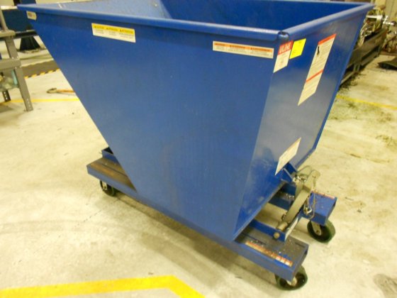 1 yard Industrial Duty Dumping Hopper with wheels in Wixom, MI, USA