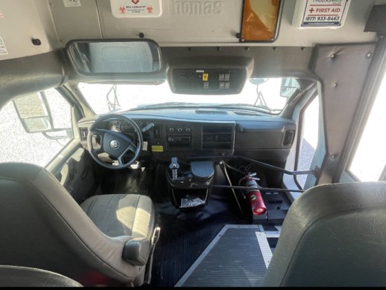 2011 THOMAS MINOTOUR in Cleburne, TX, USA