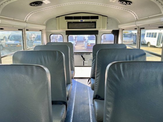 2011 THOMAS MINOTOUR in Cleburne, TX, USA