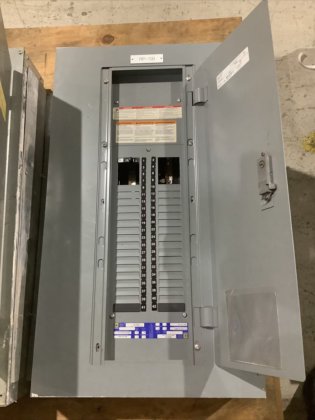 Square D Panelboard NQOD 150 Amp 208Y/120 Volt 3 Phase 4 Wire MLO in ...