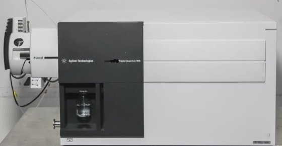 Agilent 6490A Triple Quadrupole LC/MS System with iFunnel technology ...
