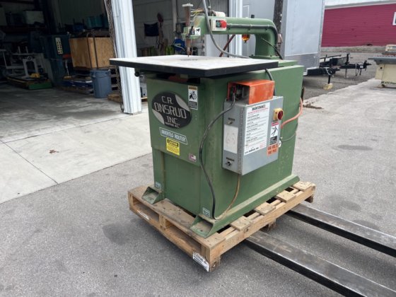 1990 CR Onsrud 3025 in Cedar Falls, IA, USA