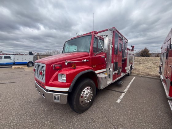 2003 Freightliner Pumper in Saint Paul, MN, USA