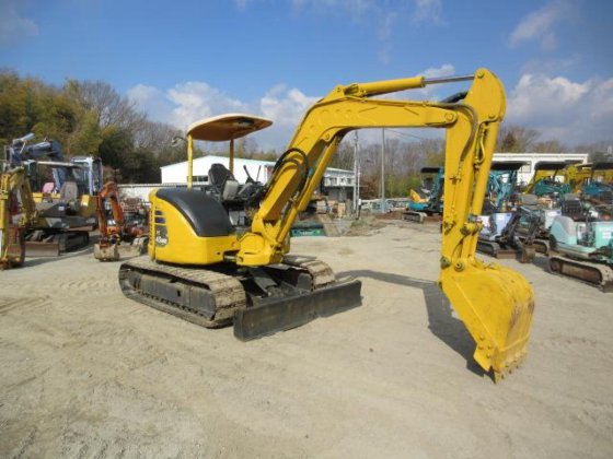 2018 Komatsu PC45MR-5 in Tokyo, Japan