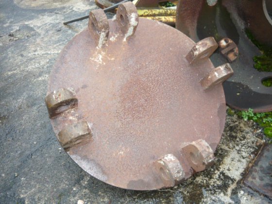 Continuous flight augers Driving- / adapter plate for rotary head in ...