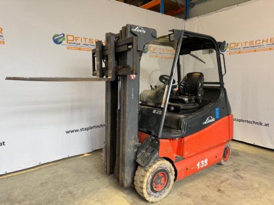 2006 Linde E25 in Mils, Tyrol, Austria