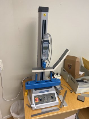 Pressure testing machine - Mecmesin in Gothenburg, Sweden