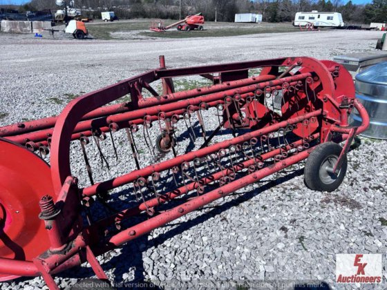MASSEY FERGUSON 25 ROLL-A-BAR RAKE in Sweetwater, TN, USA
