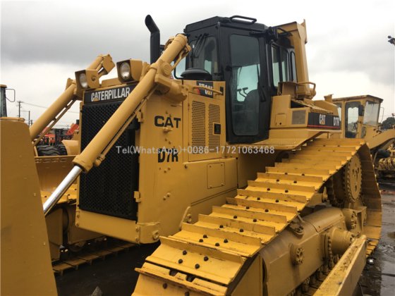 2016 CAT CAT D6G in Ho Chi Minh City, Vietnam