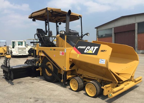 Caterpillar AP600D Asphalt Paver