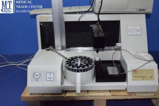 Behnk Elektronik Thrombolyzer Compact XR coagulation analyzer in Hamburg, Germany