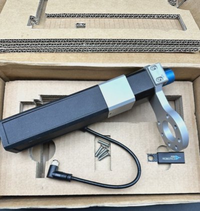 Universal Robots Aim Robotics in Gilbert, IA, USA