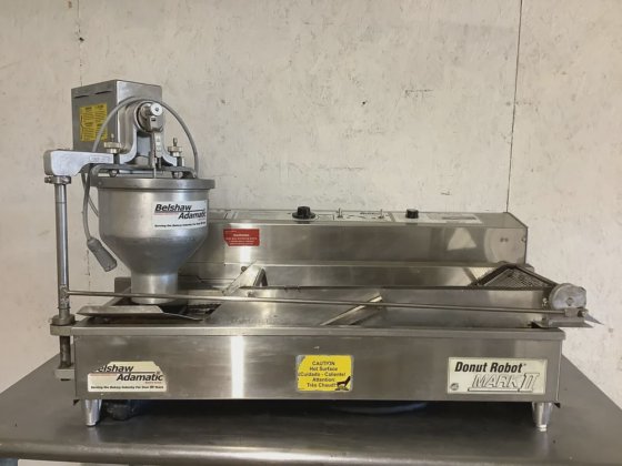 Belshaw MK2 Donut Fryer Robot in Grand Rapids, MI, USA