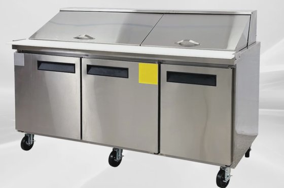 70" Self Contained Sandwich Prep Table Cooler in Grand Rapids, MI, USA