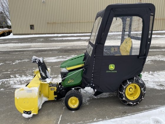 2022 John Deere X580 in Saint Isidore, Ontario, Canada