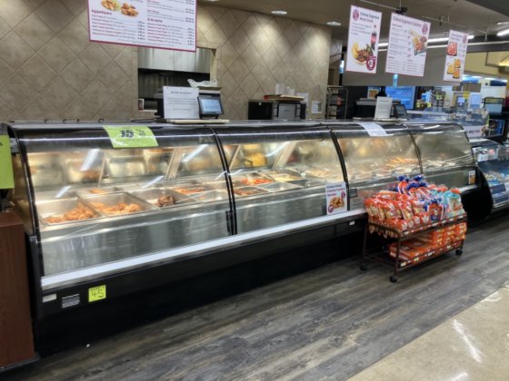 16 ft deli hot serving case in Federal Way, WA, USA