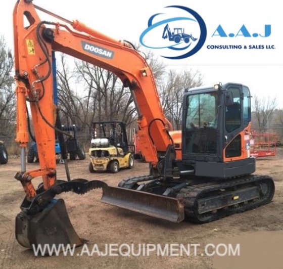 Doosan DX85R-3 in Newark, NJ, USA