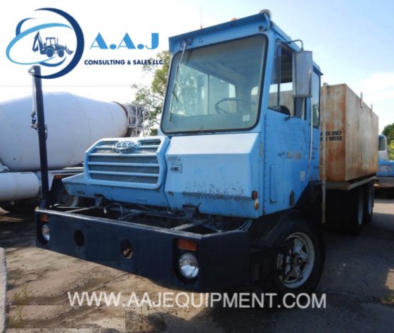 TANK TRUCK in Newark, NJ, USA