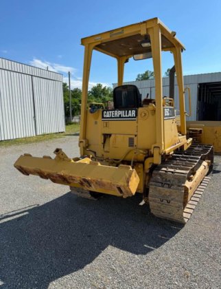 1997 CATERPILLAR D5C DOZER in Newark, NJ, USA