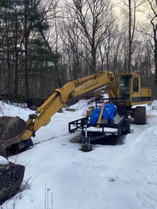 Caterpillar 215B LC in Belleville, MI, USA