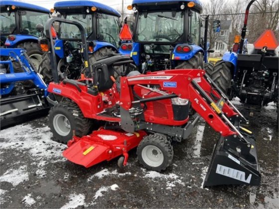 2022 Massey Ferguson GC1725M Sub-Compact Tractor - Loader / Mower Deck ...