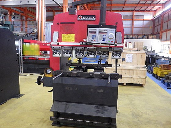 1989 Amada RG-35S in Tatebayashi, Gunma, Japan