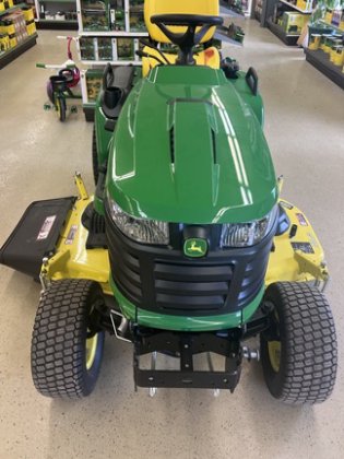 2023 John Deere X730 in Berkey, OH, USA