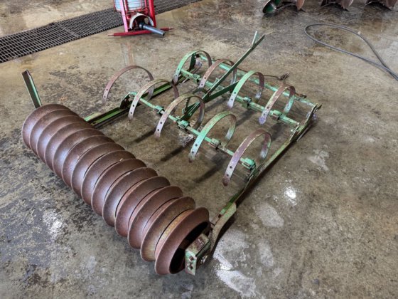 4' spring tooth harrow with packer in Myerstown, PA, USA