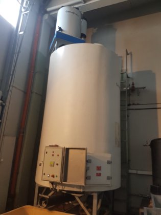 Geneglace 5 ton flake ice machine with storage in Oegstgeest, Netherlands