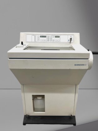 Thermo Shandon Cryotome E Cryostat 77200162 in Columbus, OH, USA