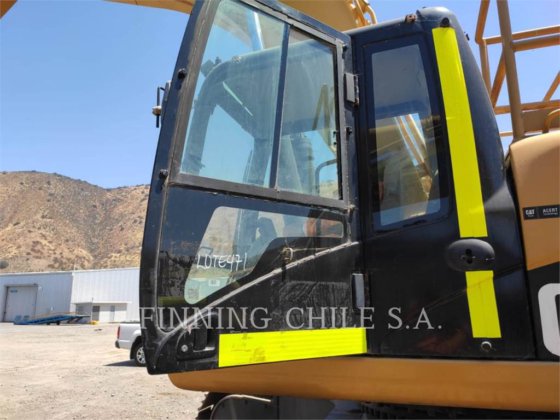 2012 CAT 349DL in Santiago, Santiago Metropolitan Region, Chile