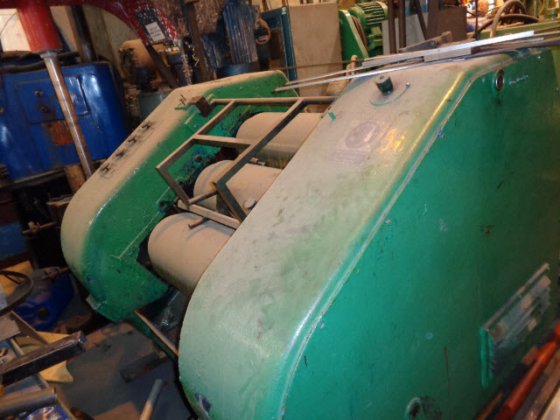 Cox Type 306 Triple Roll Mill 30 kW in Goole, United Kingdom