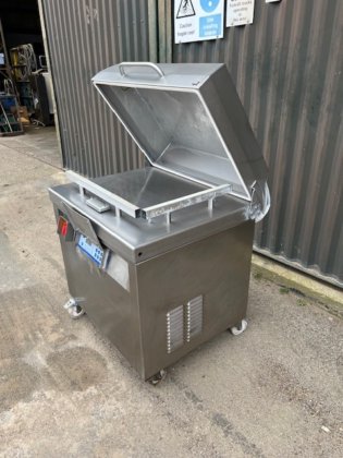 Multivac C400 Single Chamber Vacuum Packer in Grimsby, United Kingdom