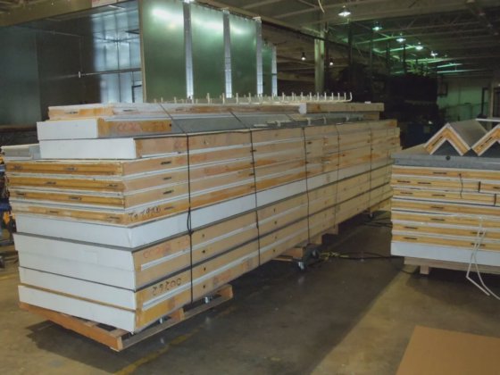 EPS Class 1000 Clean Room Complete with Refrigeration 20' x 24' in ...