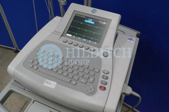 GE MAC 3500 ECG Machine on Trolley with ECG Lead Powers Up in ...