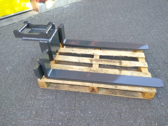 Pallet fork S40-200 intake Engcon / Steelwrist tiltrotators in Someren ...