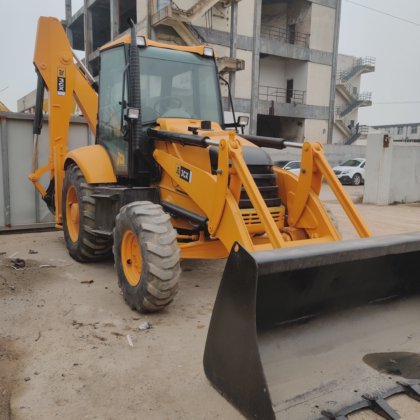 2013 Environmental protection retro excavator JCB 3cx backhoe loader ...