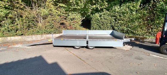 Ifor Williams platform trailer with ramps in Rubigen, Switzerland