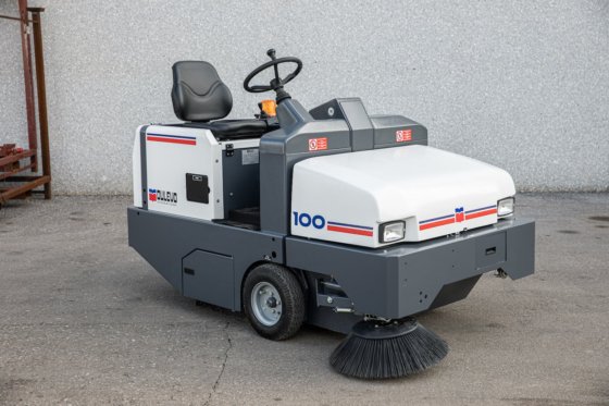 Dulevo 100DK in San Giorgio in Bosco, Italy