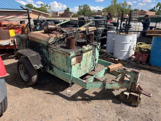 Garlock 300 Gallon Tar Pot in New Mexico, USA