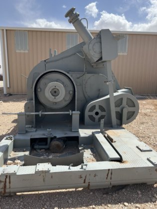 Skytop Brewster n12 2000hp drawworks in Odessa, TX, USA