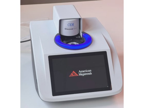 Gebraucht CEM Discover 2.0 Mikrowellenreaktor in Chorley, England ...