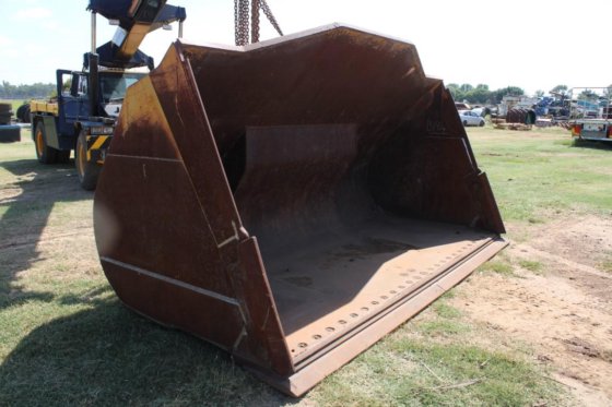 CATERPILLAR 988H in Dubbo, New South Wales, Australia