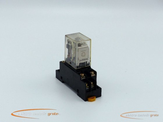Omron MY2 24VCD relay with socket in Remscheid, North Rhine-Westphalia ...