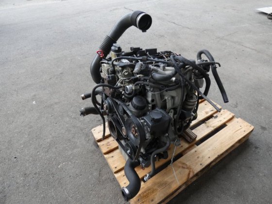 Engine OM646 Euro4 110ps Sprinter W906 Mercedes-Benz in Mosbach, Germany